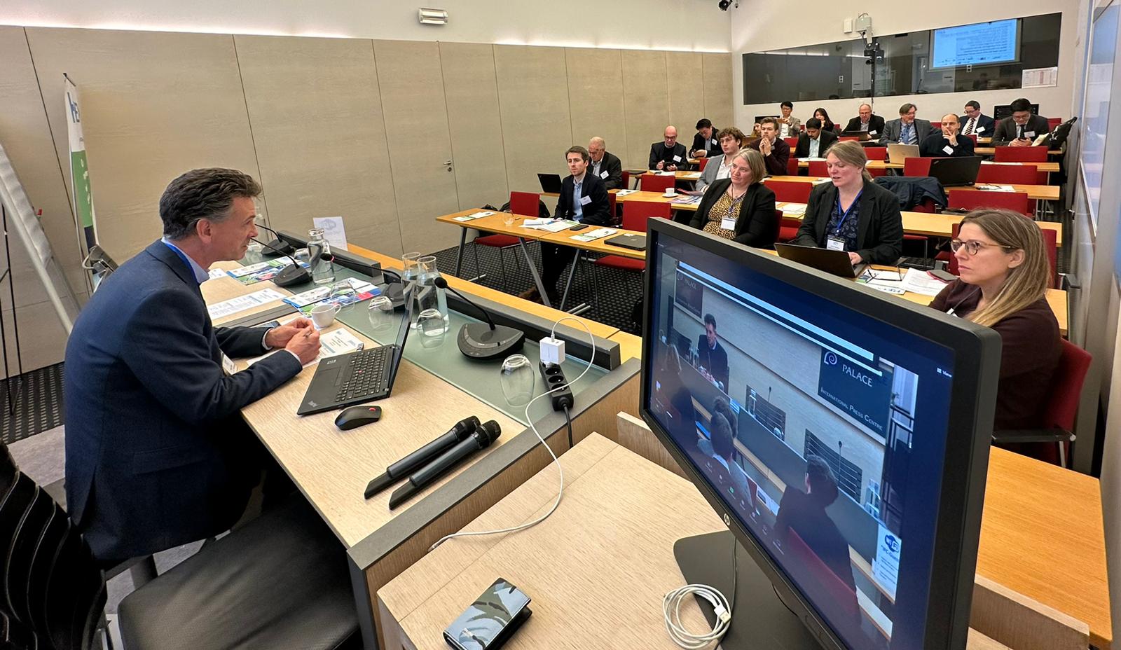 Hydrogen business opportunities in the European Union - HyDEX